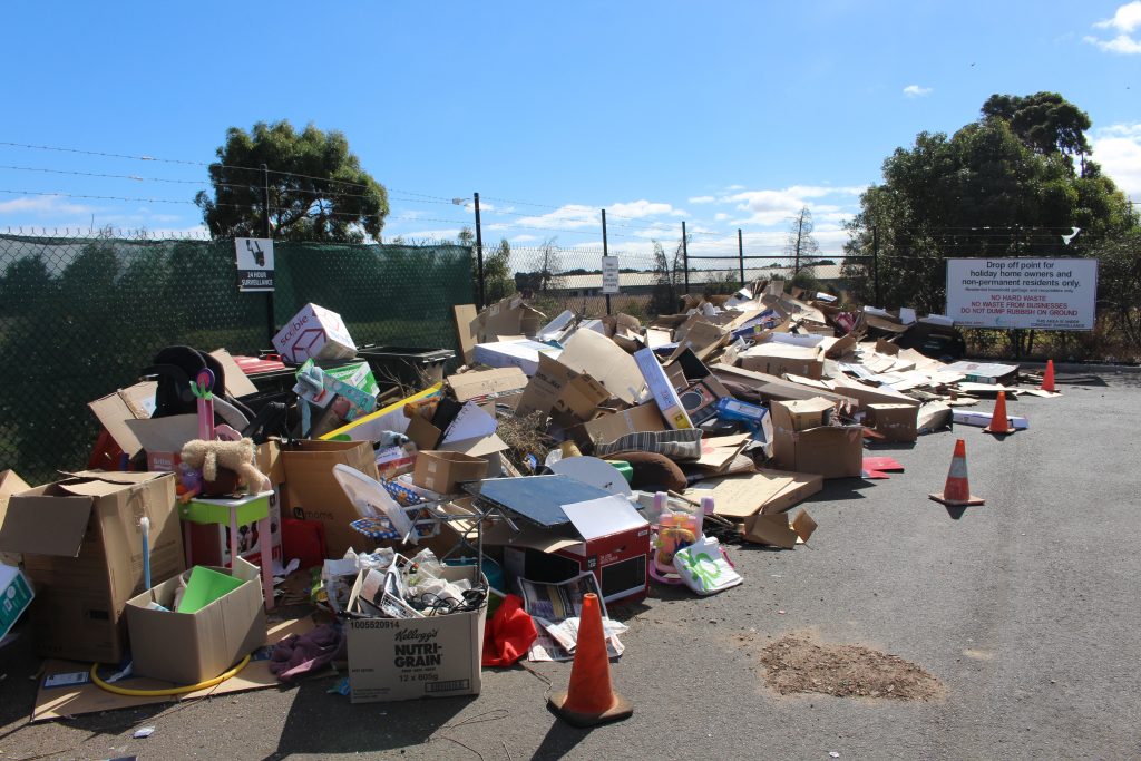Rubbish A Growing Problem At Torquay Drop-off Point - Surf Coast Times