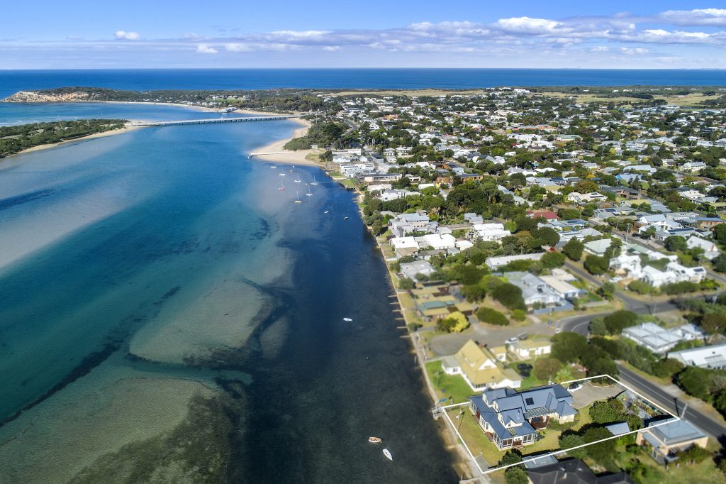 Absolute water frontage, privacy and luxury - Surf Coast Times