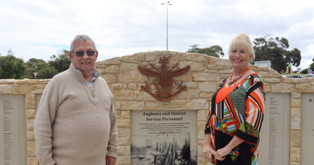 Anglesea reveals long-awaited memorial - Surf Coast Times
