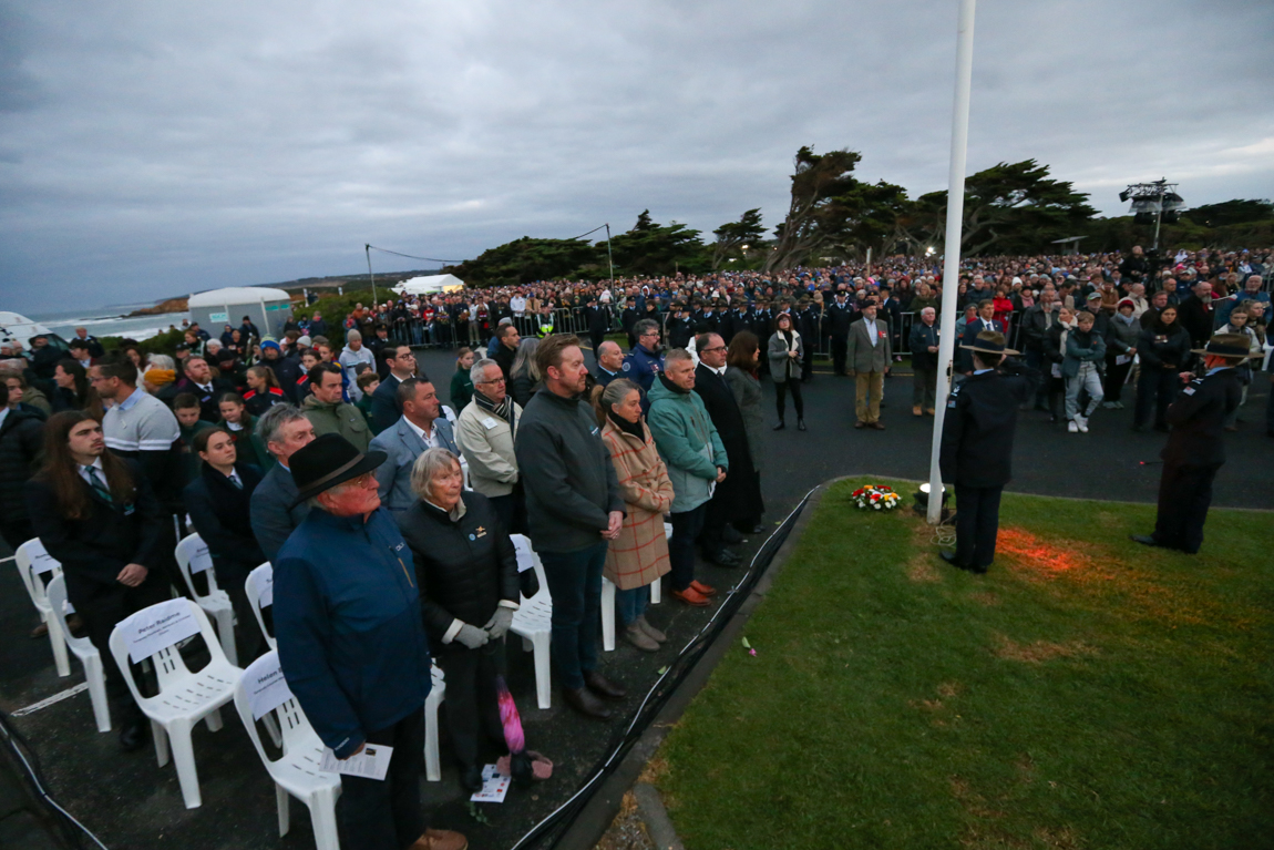 Surf Coast remembers on Anzac Day - Surf Coast Times