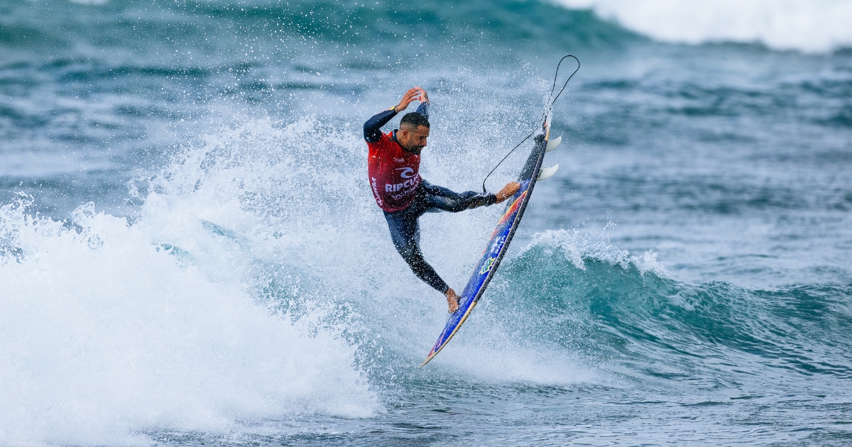 Huxtable stuns Robson at Bells Beach, prepares for Ferreira face-off ...