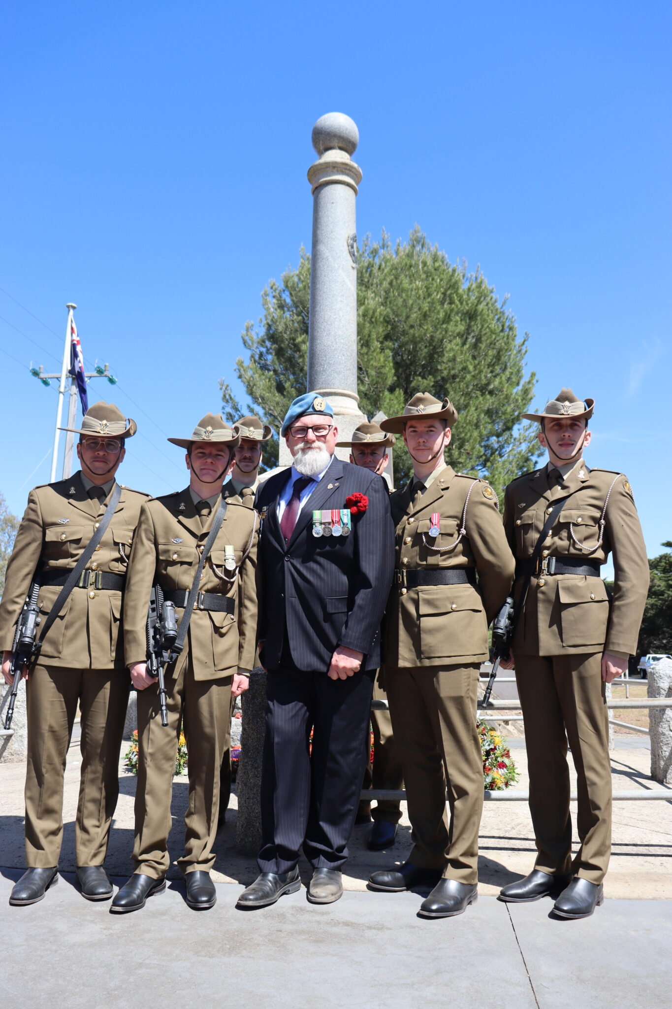 Inverleigh unites to honour sacrifice - Golden Plains Times