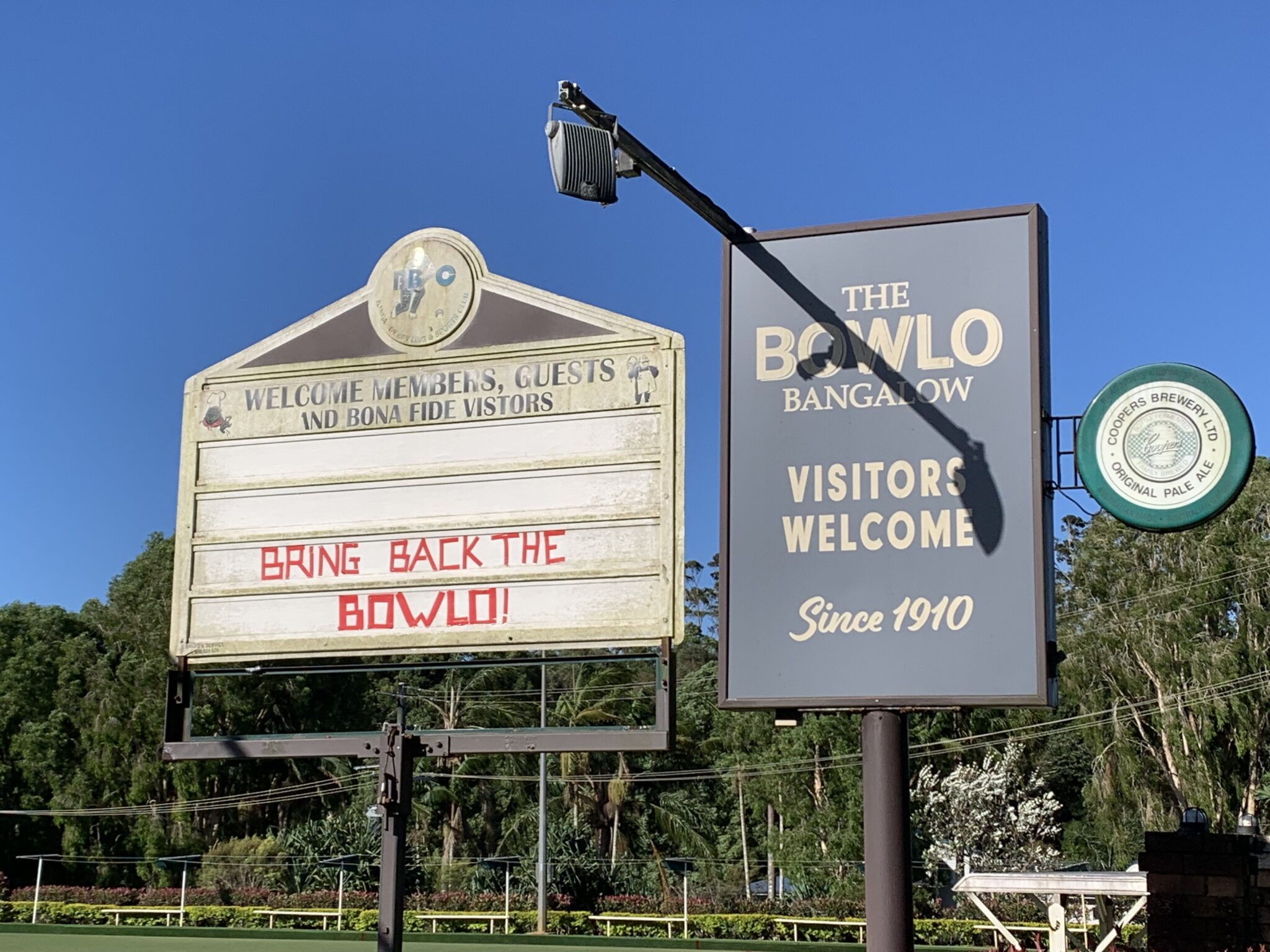 Bangalow locals racing to raise $100,000 to help reopen beloved Bowlo ...