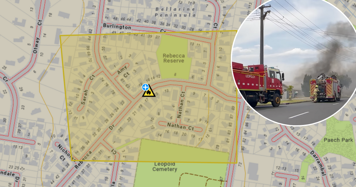 Emergency crews battle Leopold house fire - Bellarine Times