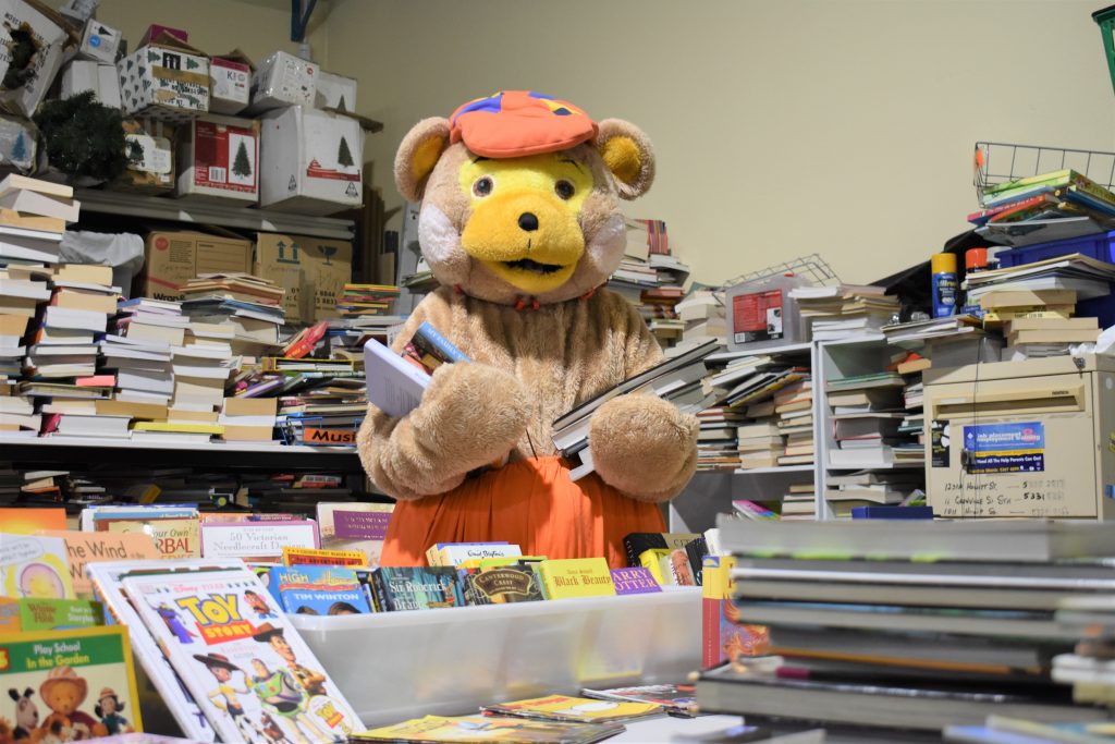 Wozzles open Wearhouse for book sale - Ballarat Times