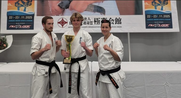 Karate kudos for teens - Ballarat Times